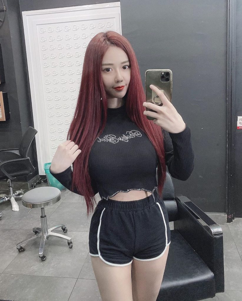 Jenna Chew：230万粉丝美女网红 – 爱看INS