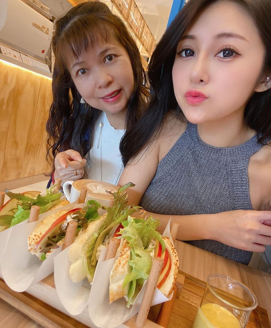 安希 (@vickybaby61) 中国ins百万粉丝美女网红 – 爱看INS