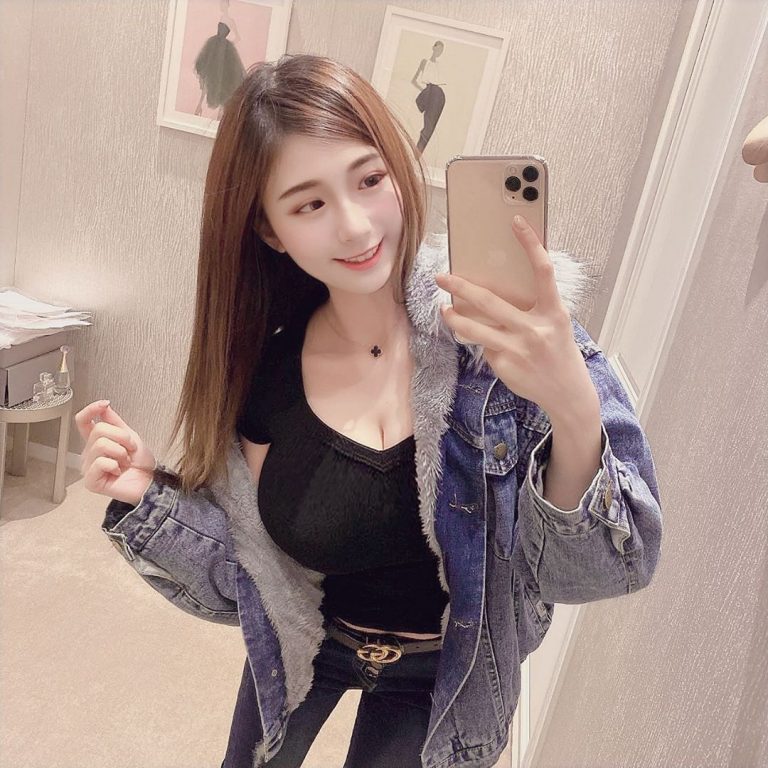 VIVIAN♥️謝薇安 (@vivian19941008) 台湾知名网红模特美女精选100P – 爱看INS