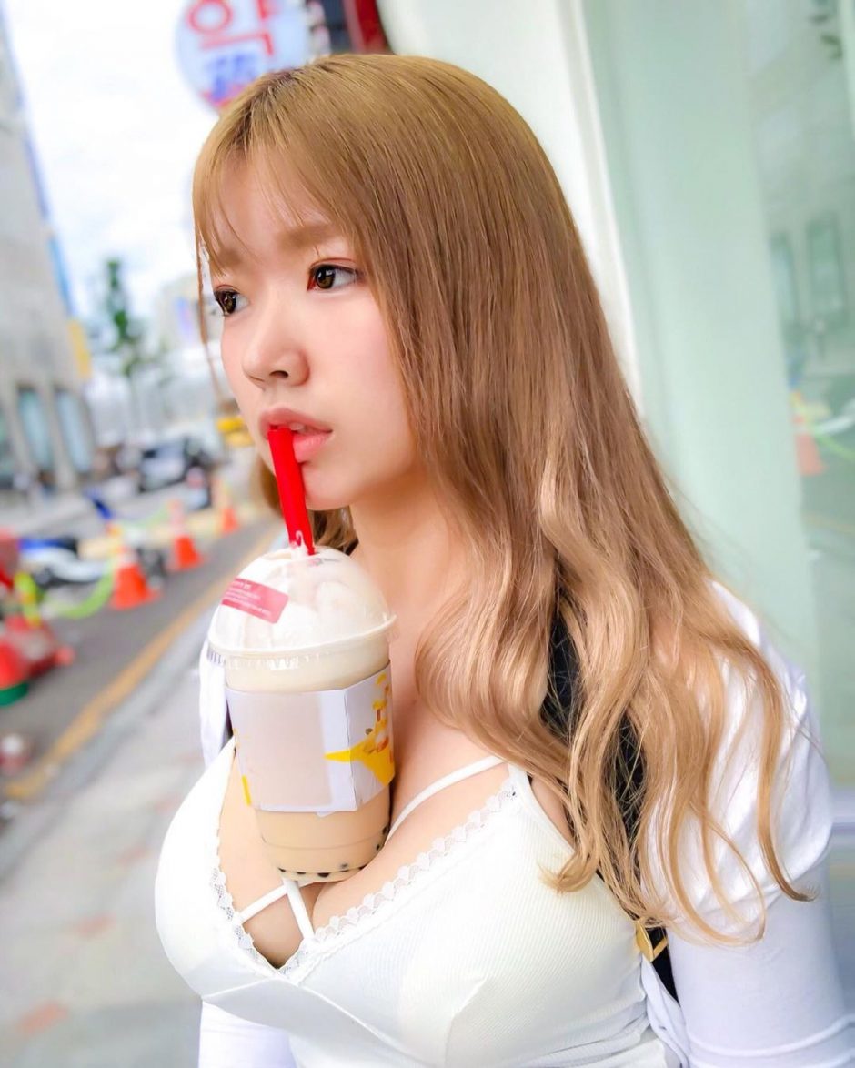 yutori🐹 (@creamcandy123) 日本ins美女精选65P+13V打包下载 – 爱看INS