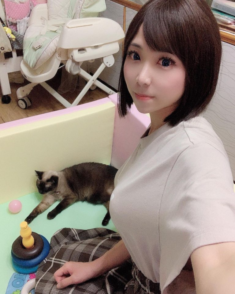 Nicky 琦玉 ꒰⑅•ᴗ•⑅꒱ (@nickycoser) 香港巨乳cosplay美女99P – 爱看INS