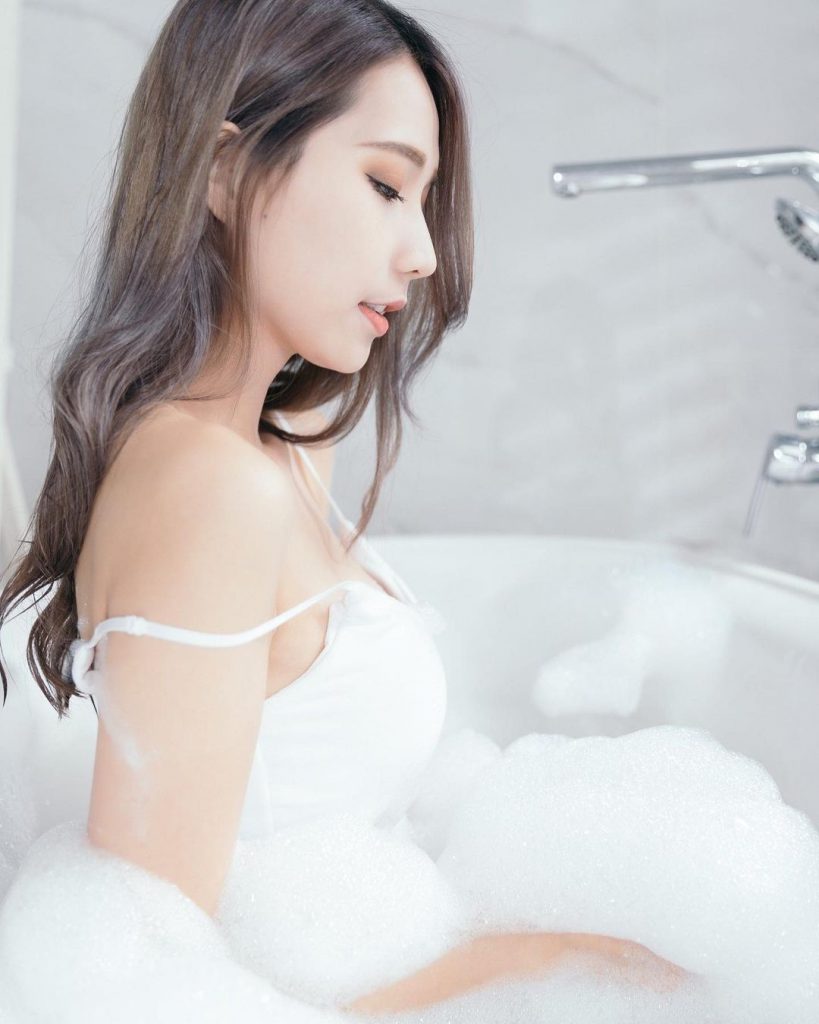 黃韻霏Anita🇹🇼 Taipei Model (@feifei_11111) 来自台北的模特 99P – 爱看INS