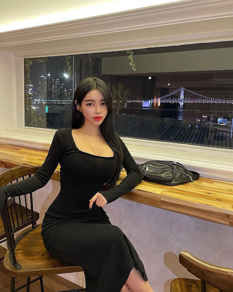 D͙A͙Y͙A͙ (@lee_so0810) 身材火辣的ins韩国美女网红 – 爱看INS