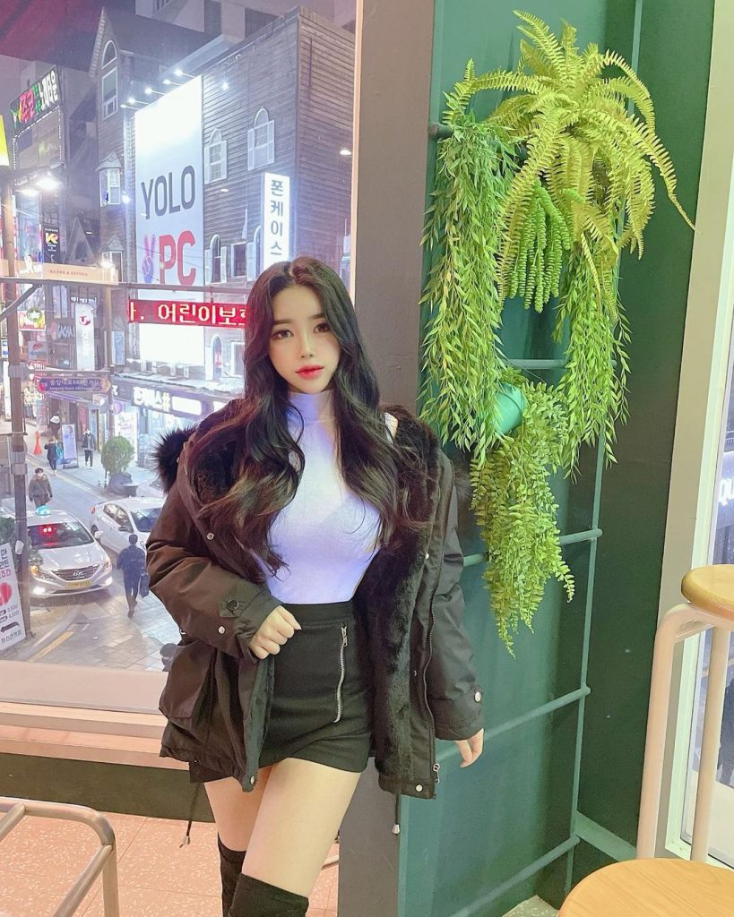 D͙A͙Y͙A͙ (@lee_so0810) 身材火辣的ins韩国美女网红 – 爱看INS