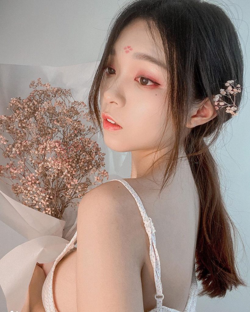 瑋兒🤍 (@diorwynn) 马来西亚ins网红美女 – 爱看INS