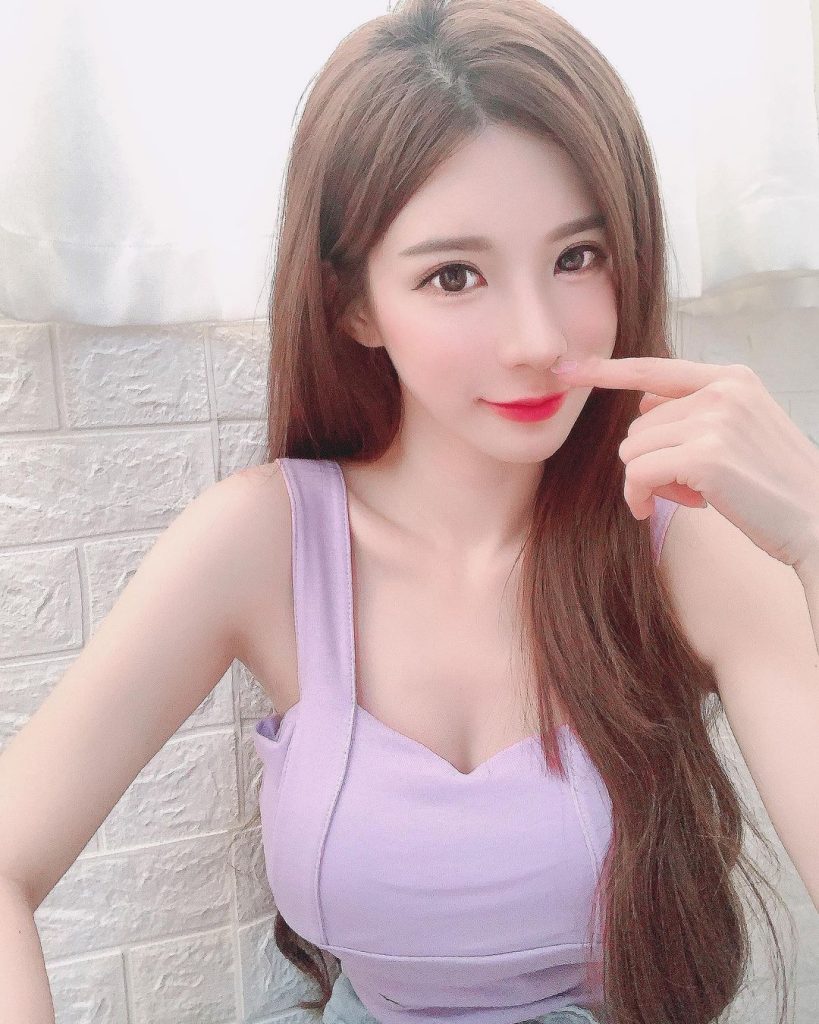 黎嫣 Li yan (@li_yan1228) ins美女网红推荐 81P+6V – 爱看INS