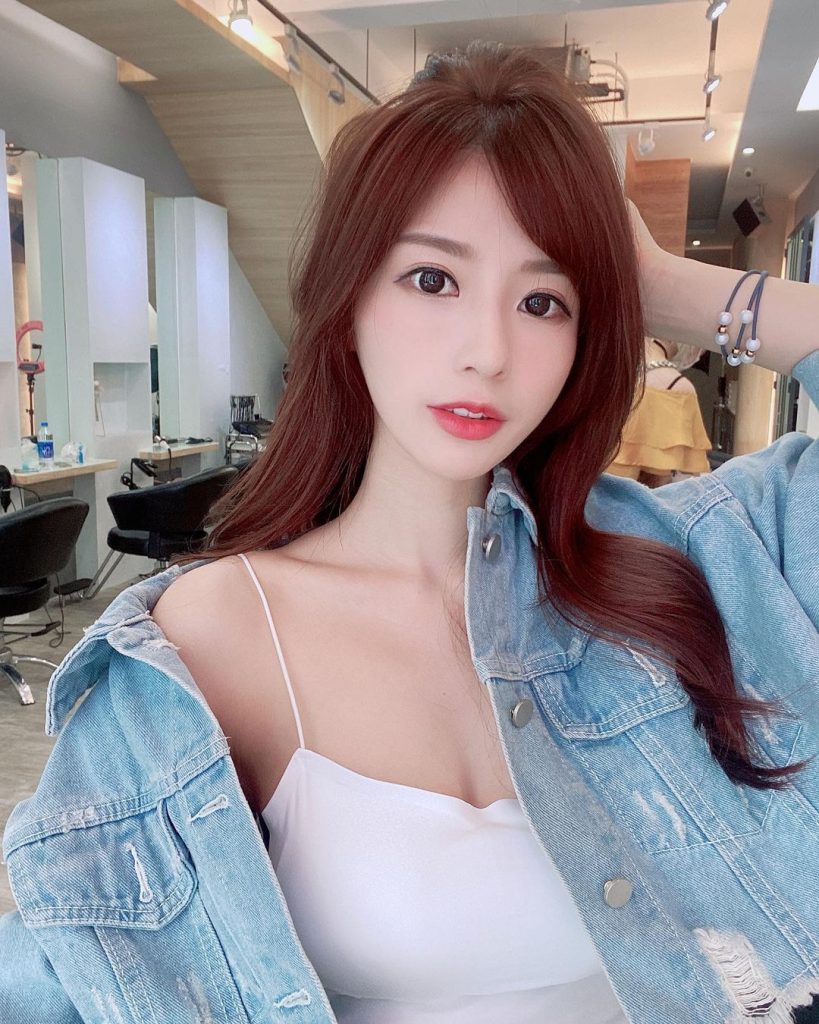 黎嫣 Li yan (@li_yan1228) ins美女网红推荐 81P+6V – 爱看INS