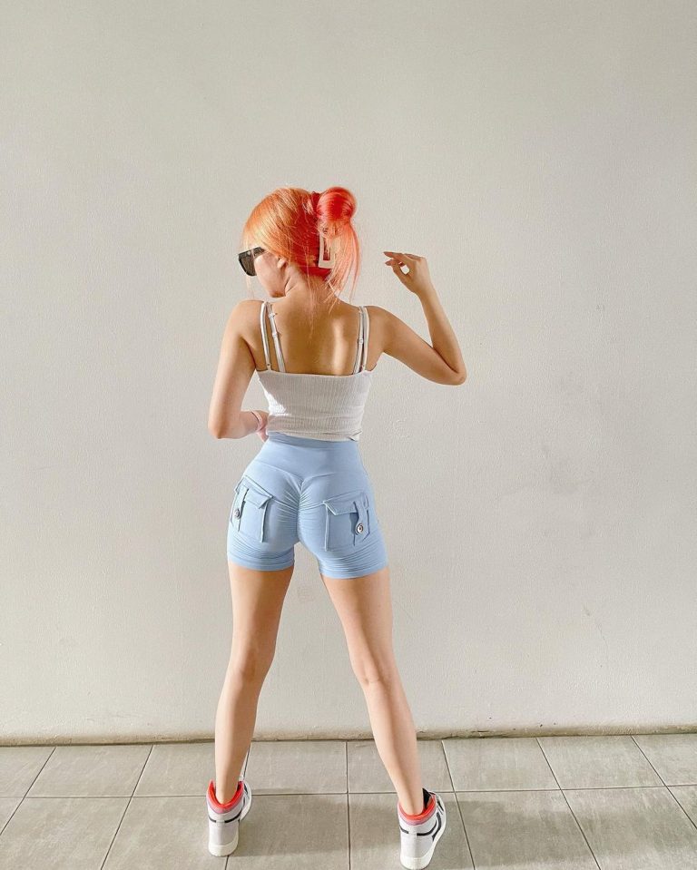 ʜᴇʀ (@elvaevac_) ins火辣网红美女 – 爱看INS