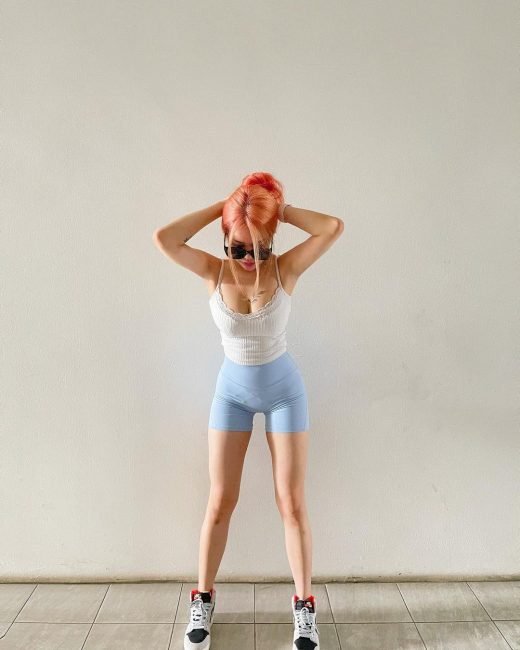 ʜᴇʀ (@elvaevac_) ins火辣网红美女 – 爱看INS