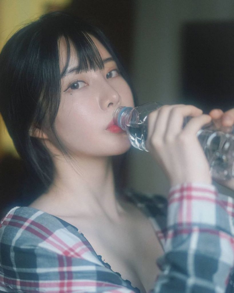 2021/08/08 一周美图精选 99P – 爱看INS