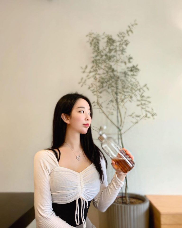 토랭이🐰 (@amourfor_u) 韩国火辣美女网红 – 爱看INS