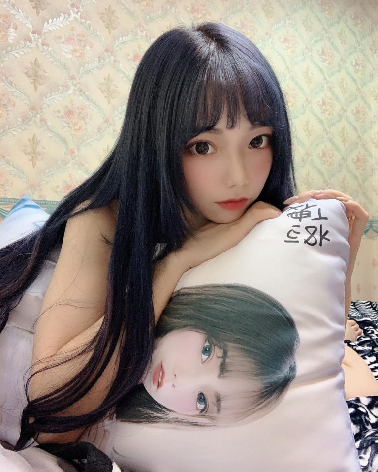 純欲系女孩🎀啾啾 (@chuchu0526) 台湾啾啾小公主 – 爱看INS