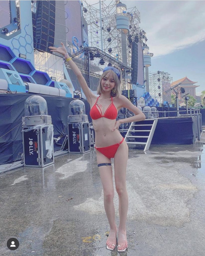 純欲系女孩🎀啾啾 (@chuchu0526) 台湾啾啾小公主 – 爱看INS