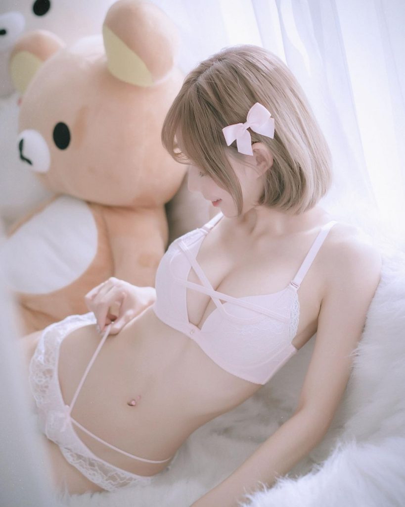 純欲系女孩🎀啾啾 (@chuchu0526) 台湾啾啾小公主 – 爱看INS