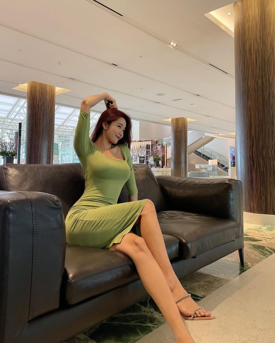 오또맘 🇰🇷 (@ohttomom) 韩国健身美女达人 73P+12V – 爱看INS