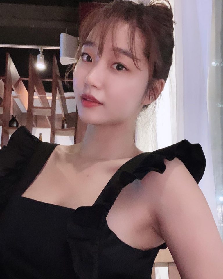 오또맘 🇰🇷 (@ohttomom) 韩国健身美女达人 73P+12V – 爱看INS