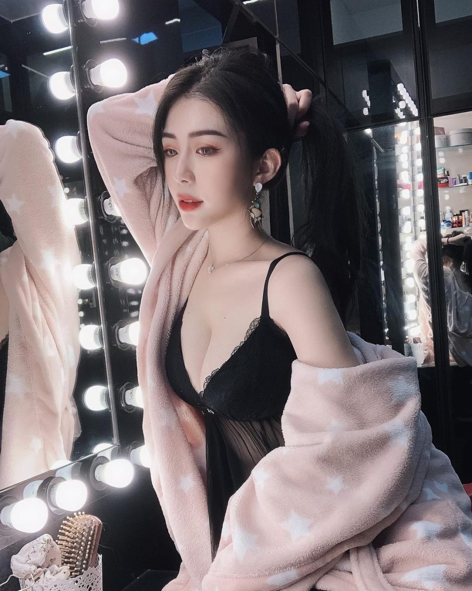 Delialee昀霓 (@delia925_) ins美女精选 107P – 爱看INS