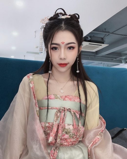 Delialee昀霓 (@delia925_) ins美女精选 107P – 爱看INS