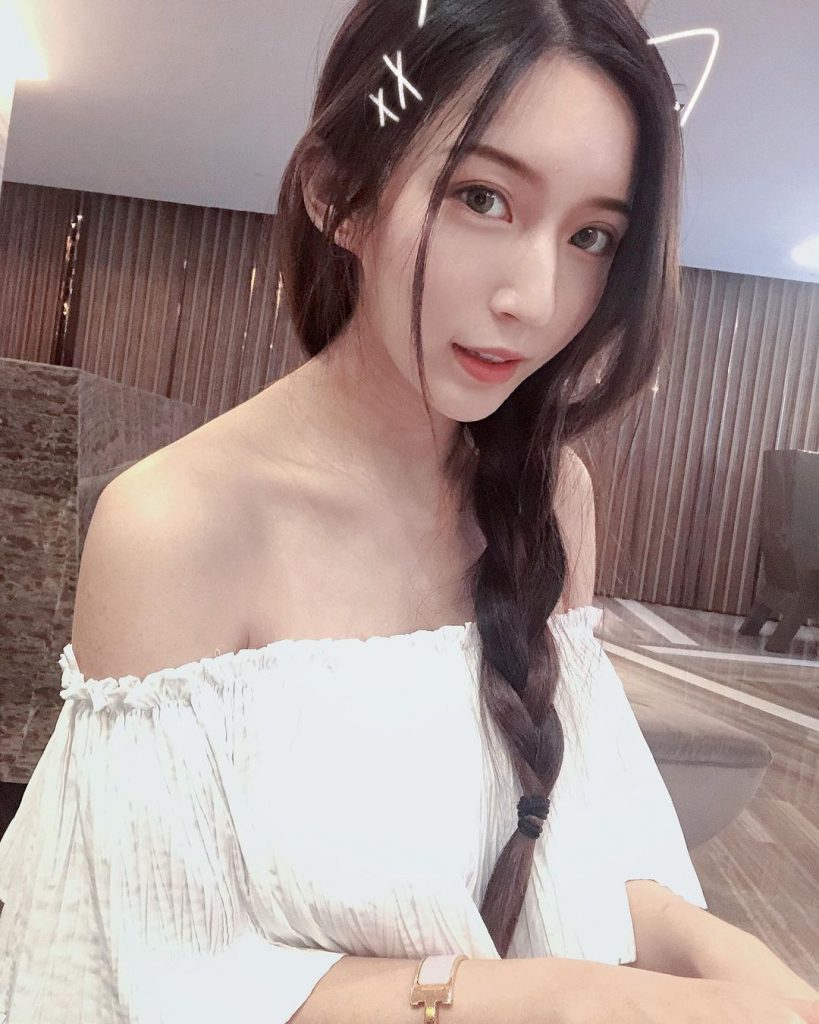 💫Ashley Cheung 張淑敏 (@ashfarout) 香港adfarout美女老板 – 爱看INS