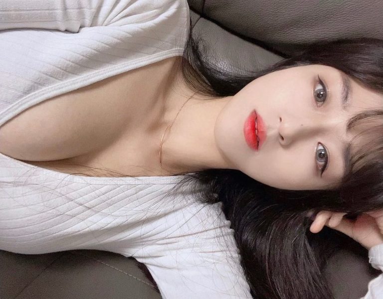 몌(낭랑36세🐯) (@myeh_ya) 韩国网红美女82P – 爱看INS