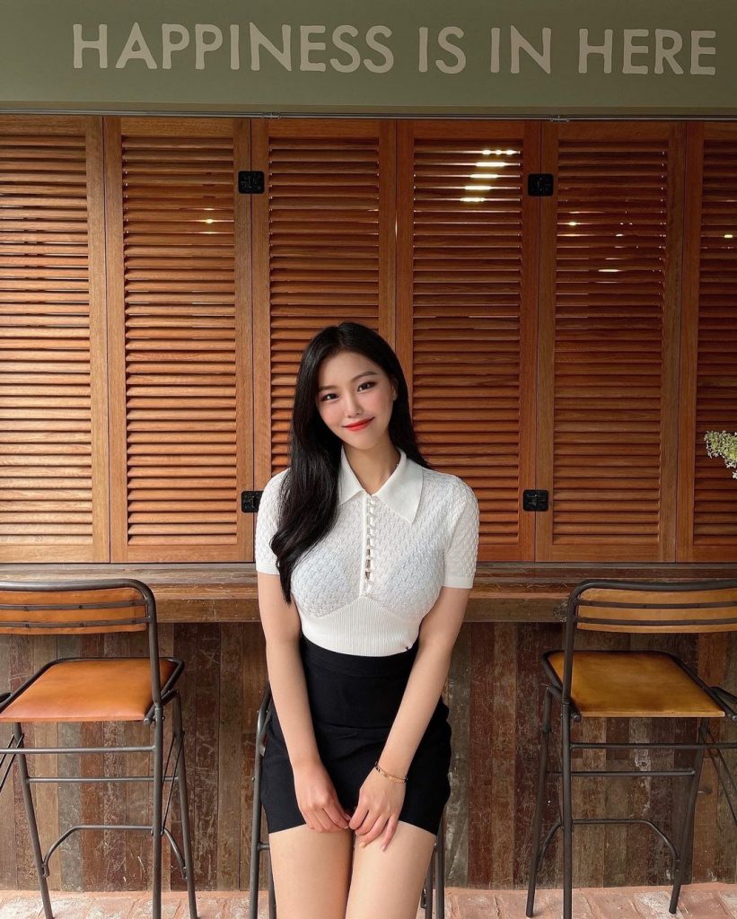 𝒮𝑒𝑜 𝒥𝓊𝓃𝑔 (@dear._.jung) – 爱看INS