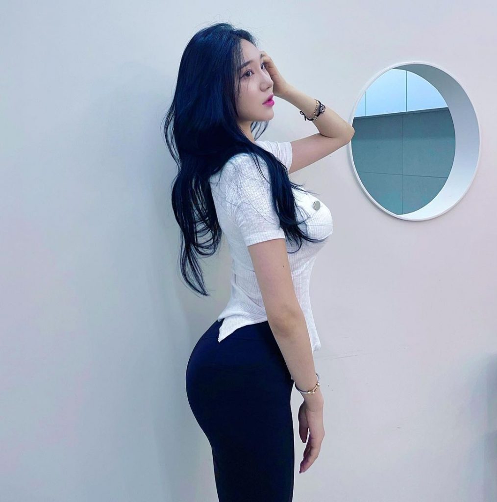 김현영 (현영바비) (@h0_barbie) 韩国健身模特金贤永 – 爱看INS