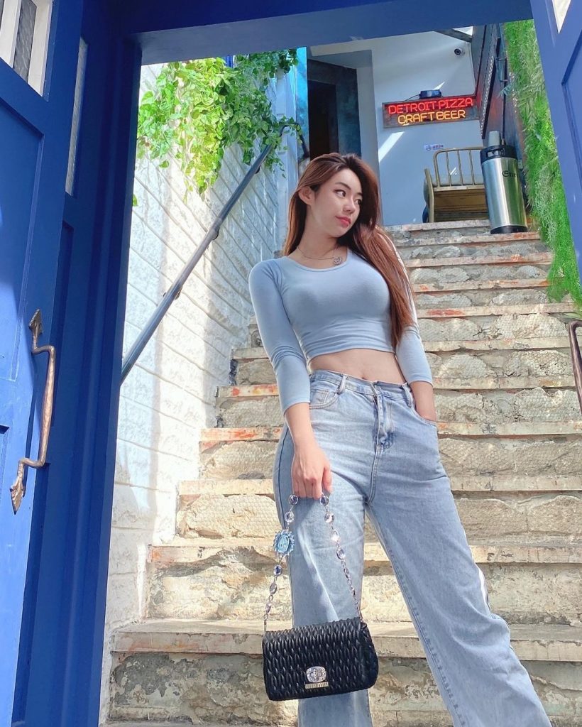 문핏 (@moon.fit_) 韩国ins美女 80P – 爱看INS