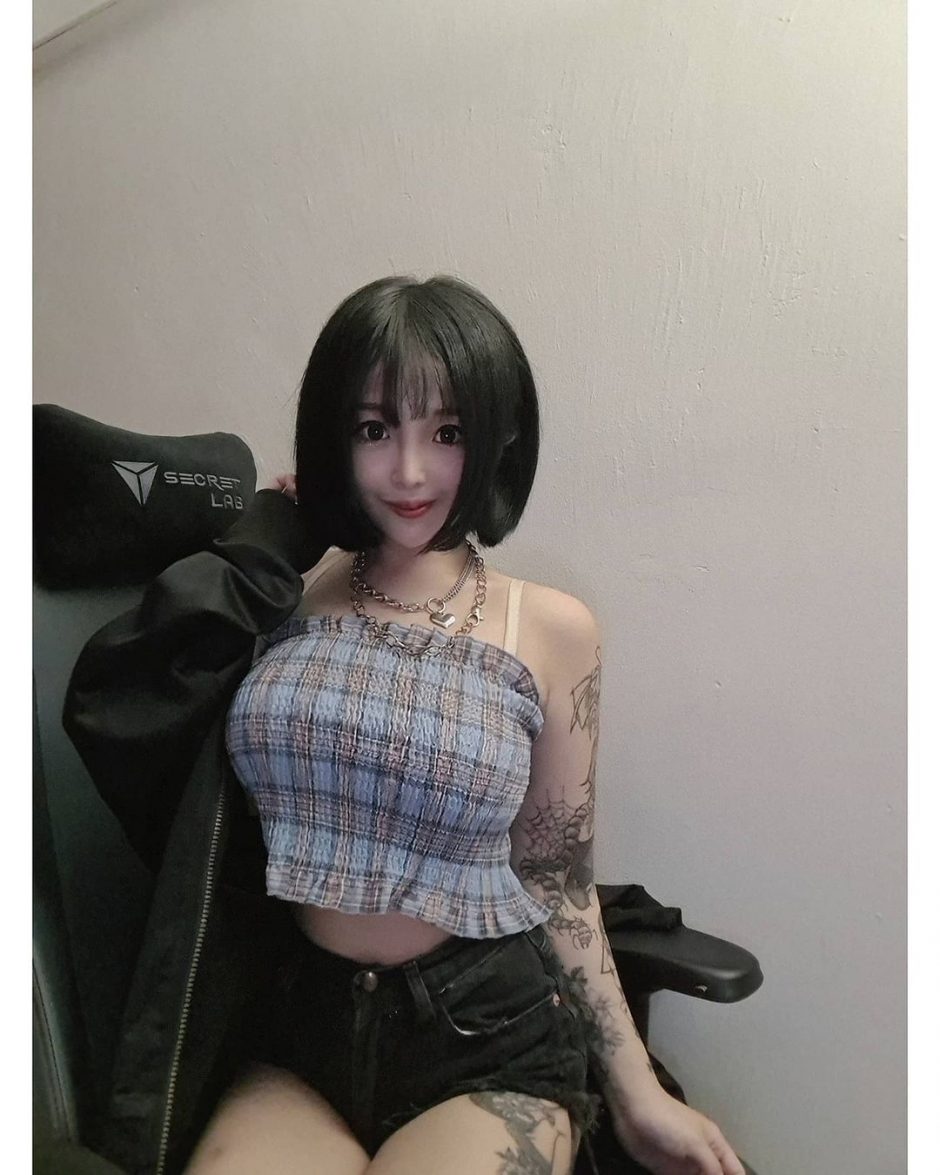 🌸 SAKURA | 苏樱花🌸 (@dj.sakuraaa) 身材超好的网红美女 80P – 爱看INS