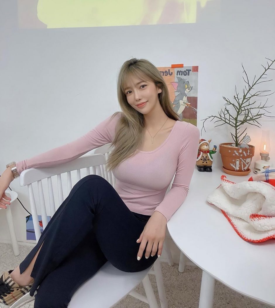 ᕼI , 래교링 ♥️ (@ha__lklk) 韩国ins火辣网红美女 87P – 爱看INS