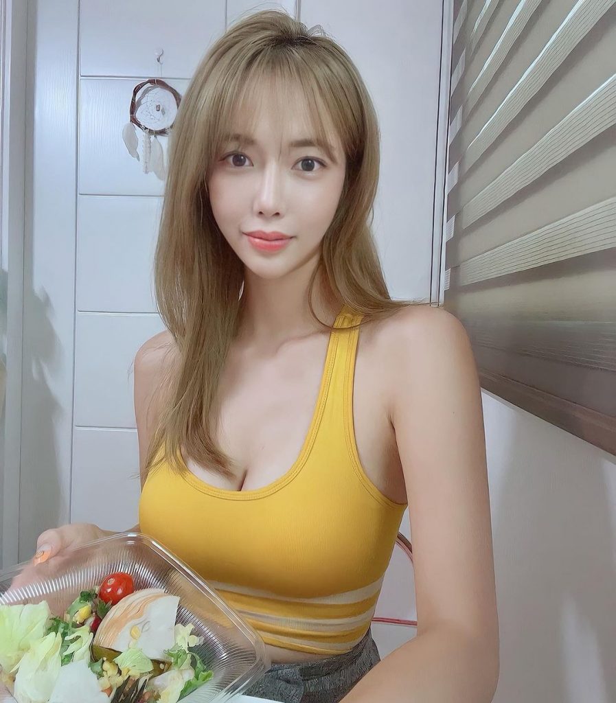 ᕼI , 래교링 ♥️ (@ha__lklk) 韩国ins火辣网红美女 87P – 爱看INS