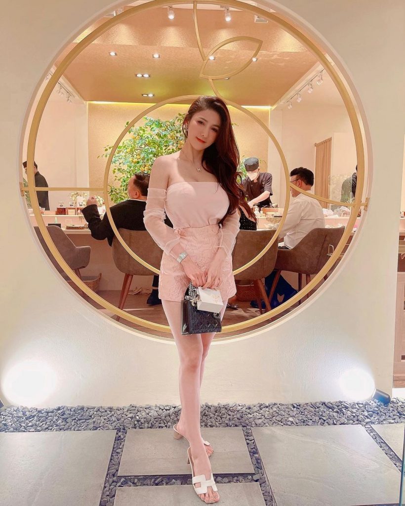🦋𝕊𝕙𝕒𝕪𝕒🦋 (@shaya.lor) 身材超好的泰国美女模特 76P – 爱看INS