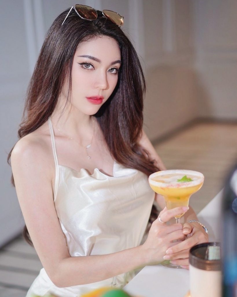 🐎J̲̲A̲̲N̲̲E̲̲T̲̲6̲̲9̲̲5̲̲9̲̲🌙 (@janet_6959) 泰国百万粉丝网红美女 – 爱看INS