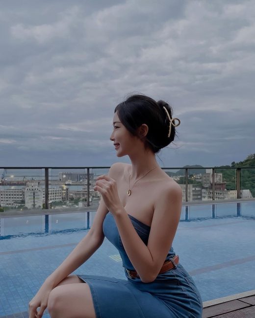 Rubis上晏 (@rubis_03) 台湾仙气女神黄上晏 99P – 爱看INS