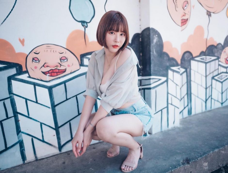 Sylvia 希維亞 (@sylvia.1204) 台湾百万粉丝JKF女郎精选 95P – 爱看INS