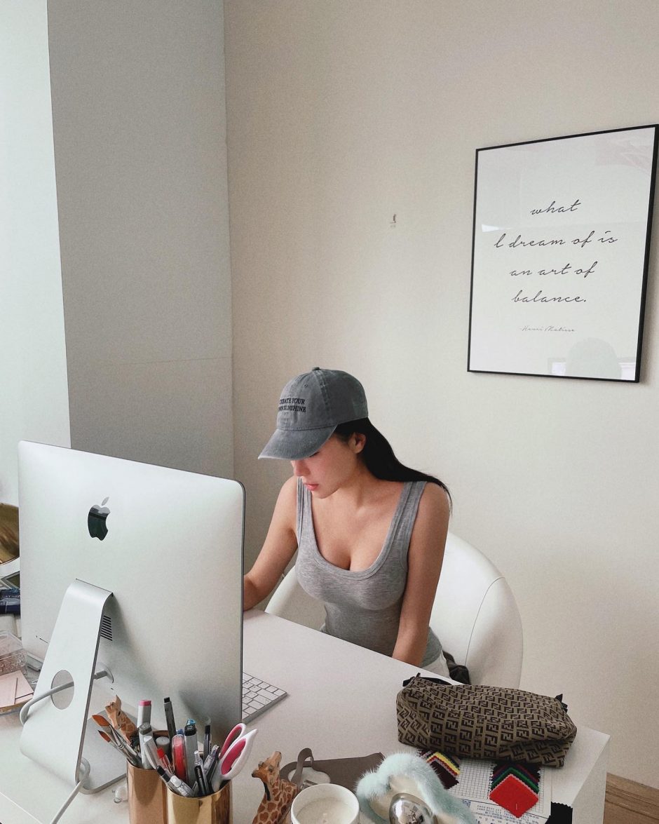 Stephanie (tehhan) 台湾ins网红 93P – 爱看INS