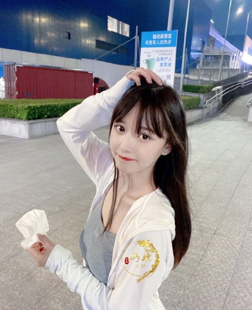 2022/11/06 一周美图精选 112P – 爱看INS