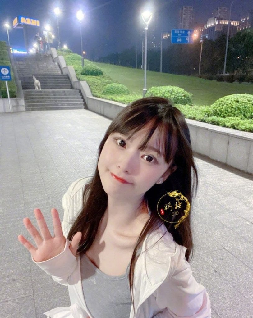 2022/11/06 一周美图精选 112P – 爱看INS