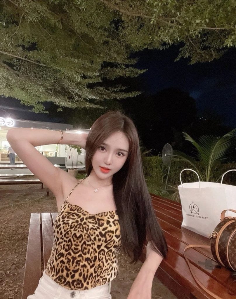 2022/12/25 一周美图精选 89P – 爱看INS