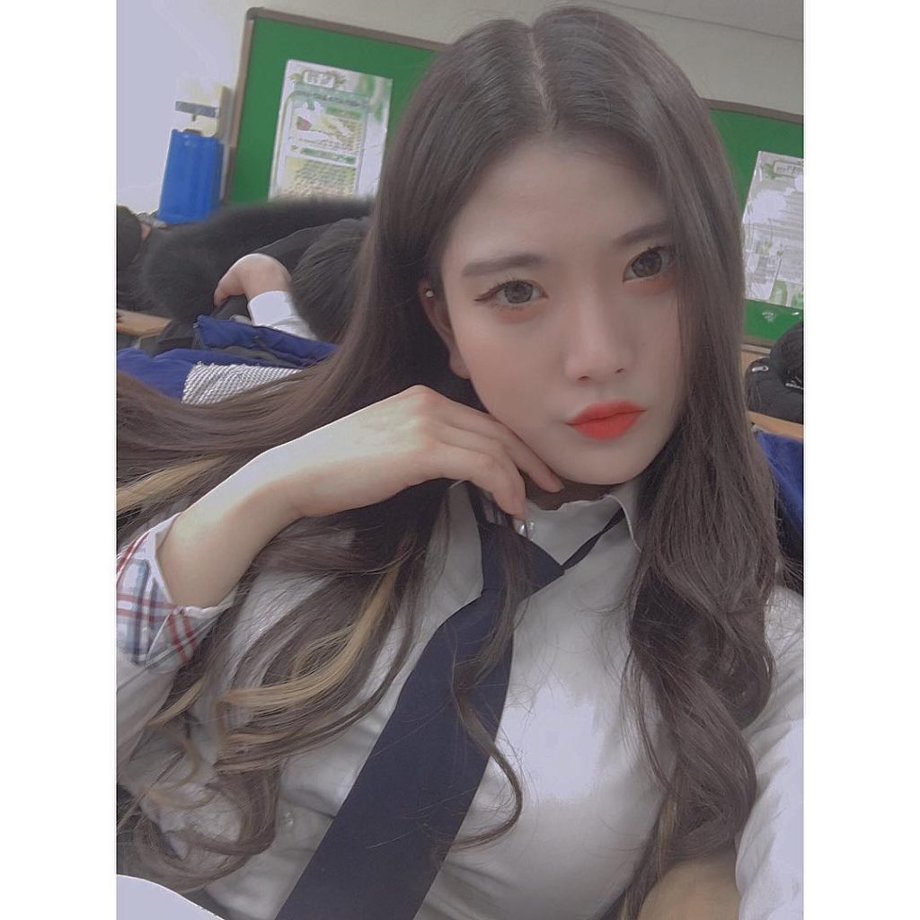 경이 (@llovelydday) 韩国美女网红76P – 爱看INS