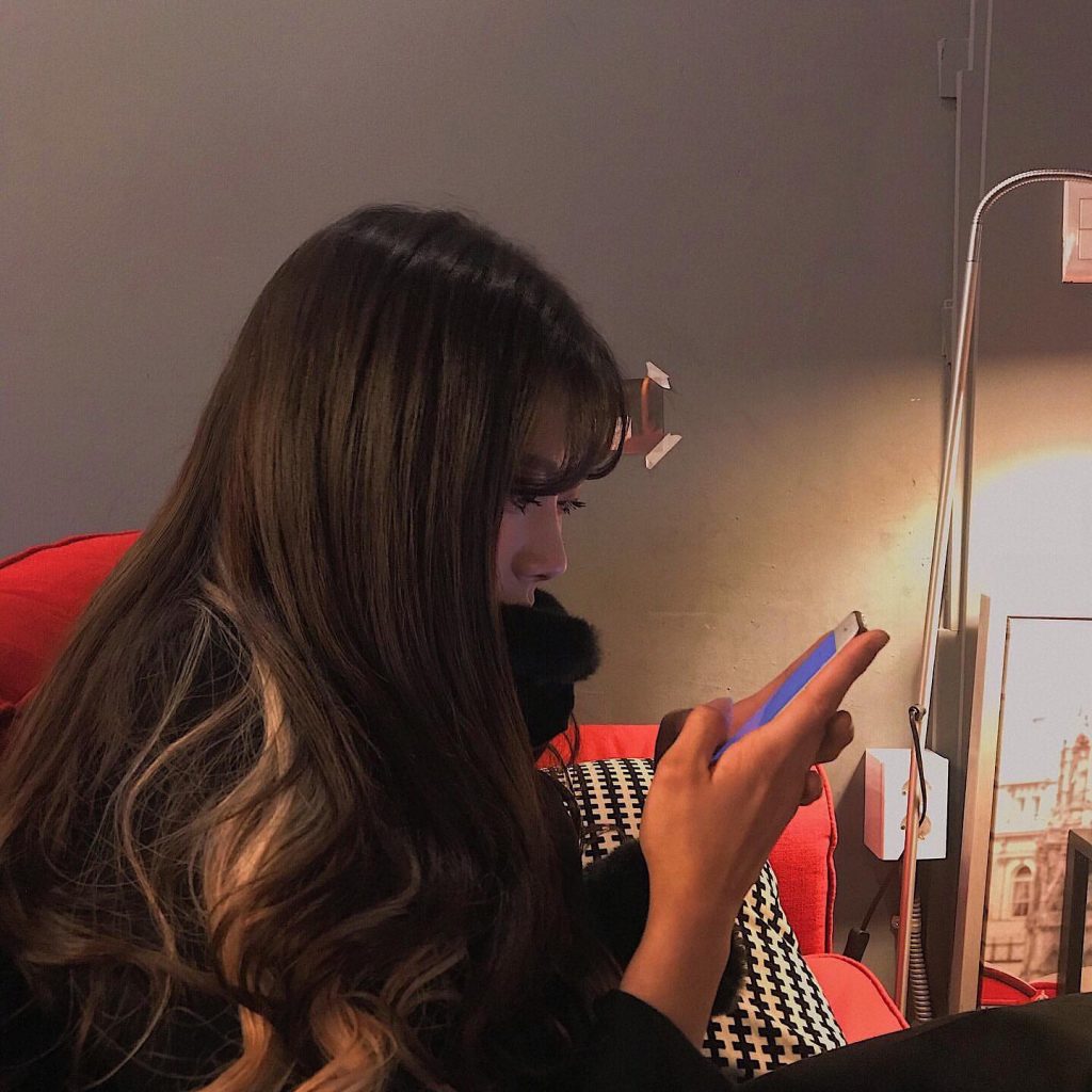 경이 (@llovelydday) 韩国美女网红76P – 爱看INS