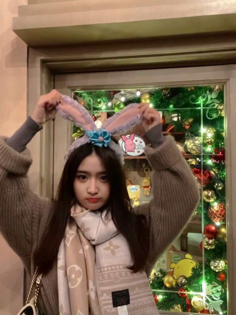 2023/01/08 一周美图精选 86P – 爱看INS