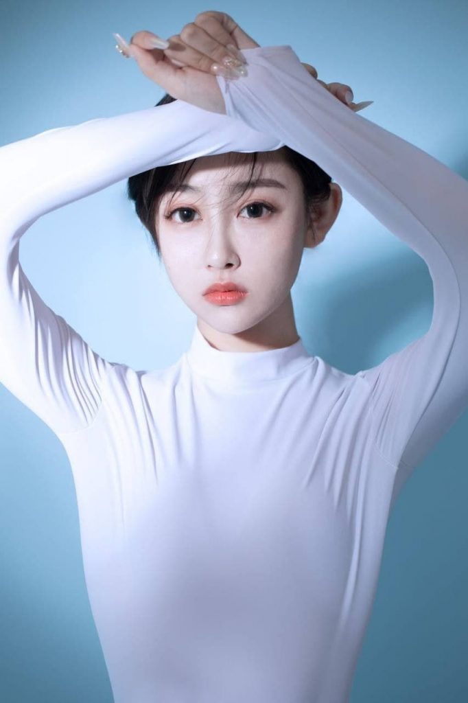 2023/01/29 一周美图精选 89P – 爱看INS