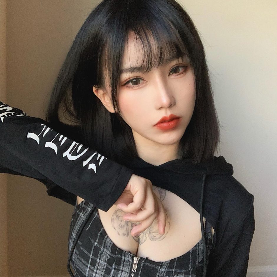 洛洛子 (@rakukoo) 国内美女博主108P – 爱看INS