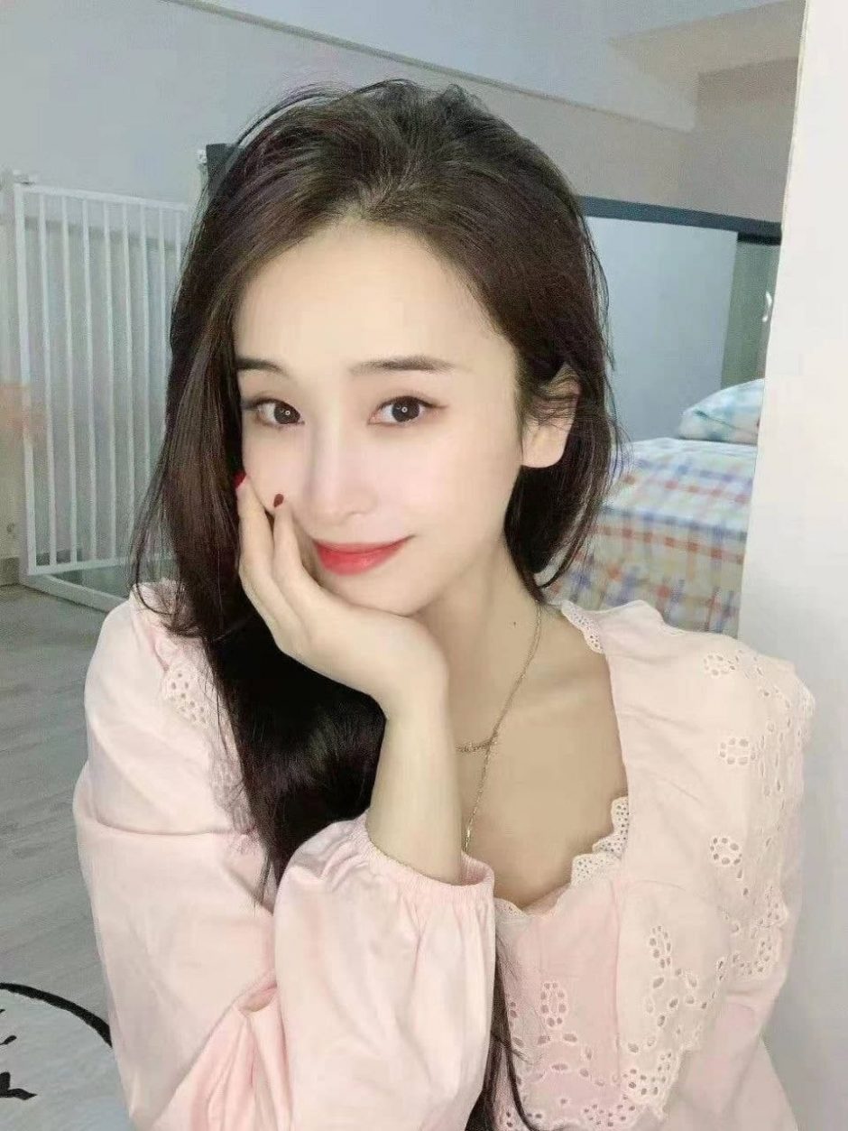 2023/02/19 一周美图精选 85P – 爱看INS