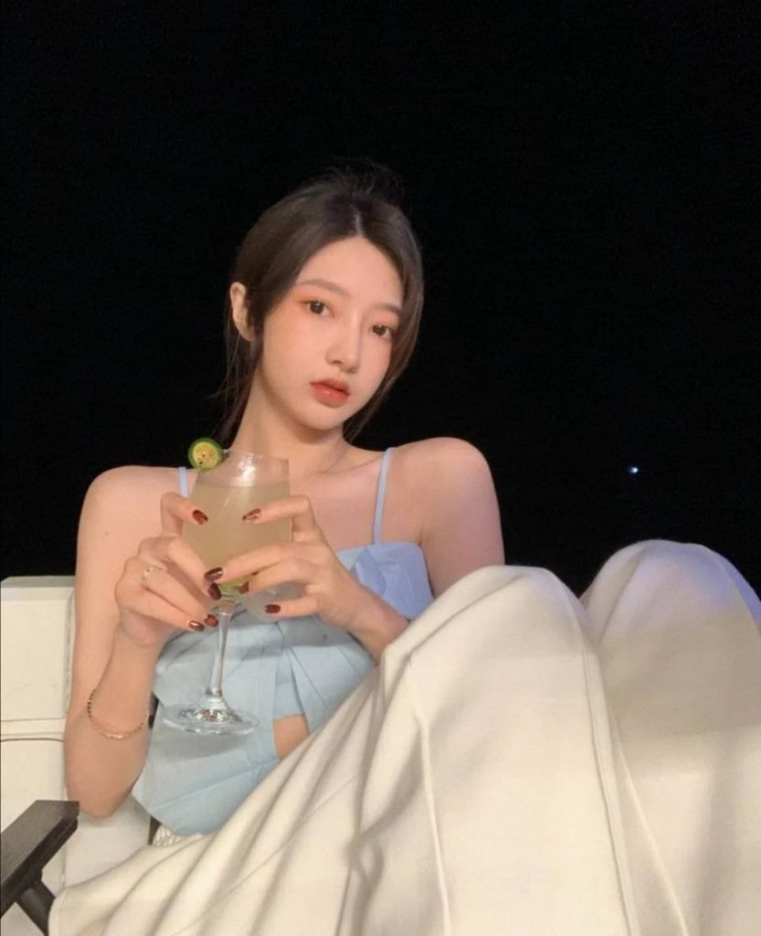 2023/02/26 一周美图精选 99P – 爱看INS