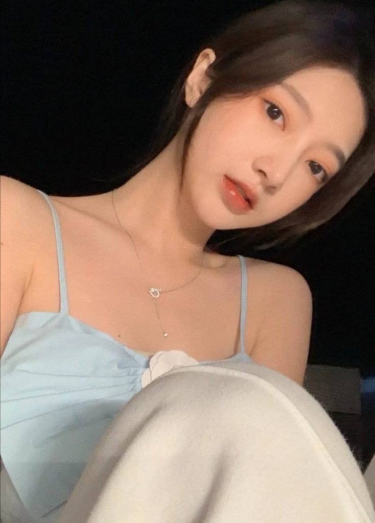 2023/02/26 一周美图精选 99P – 爱看INS