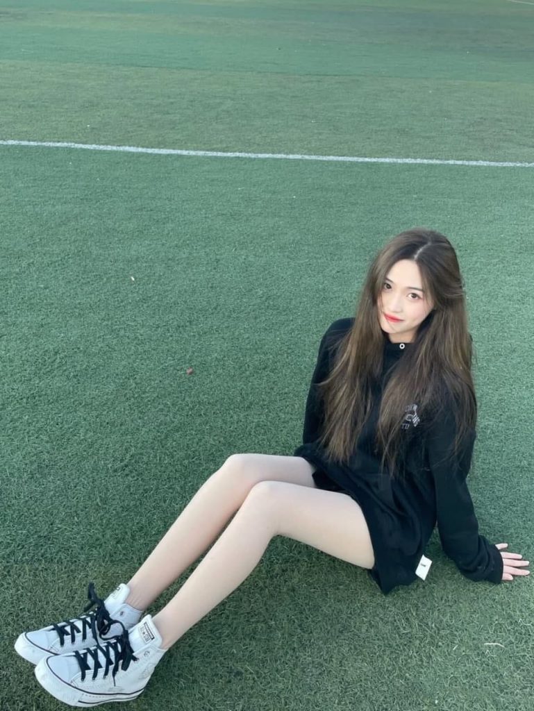 2023/03/05 一周美图精选 82P – 爱看INS